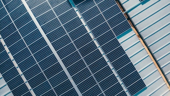 ¿Qué es y cómo funciona una placa solar? • Todas las noticias de ...